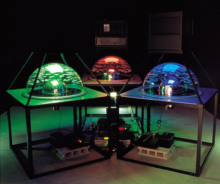 岩井俊雄ディレクション「メディアアート・スタディーズ 2023 ：眼と遊ぶ」 - シビック・クリエイティブ・ベース東京 [CCBT]