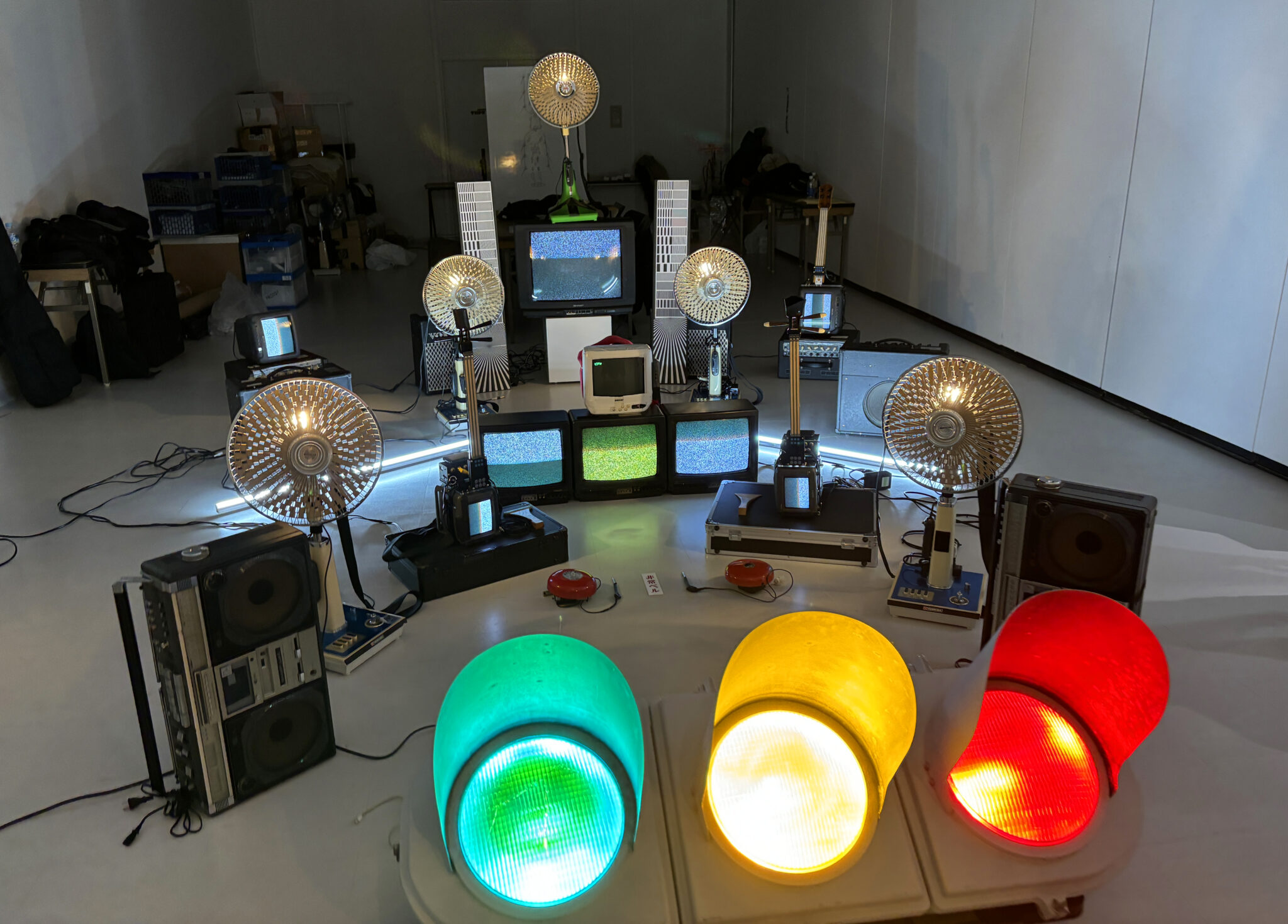 ELECTRONICOS FANTASTICOS! 「発電磁行列」オープンスタジオ - シビック・クリエイティブ・ベース東京 [CCBT]