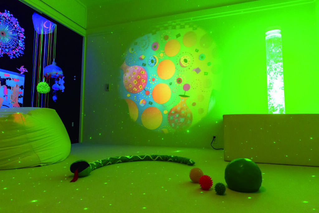 SnoezeLab.「みて・さわって・きいて—感じてあそぶスヌーズレン・ラボ」 - シビック・クリエイティブ・ベース東京 [CCBT]