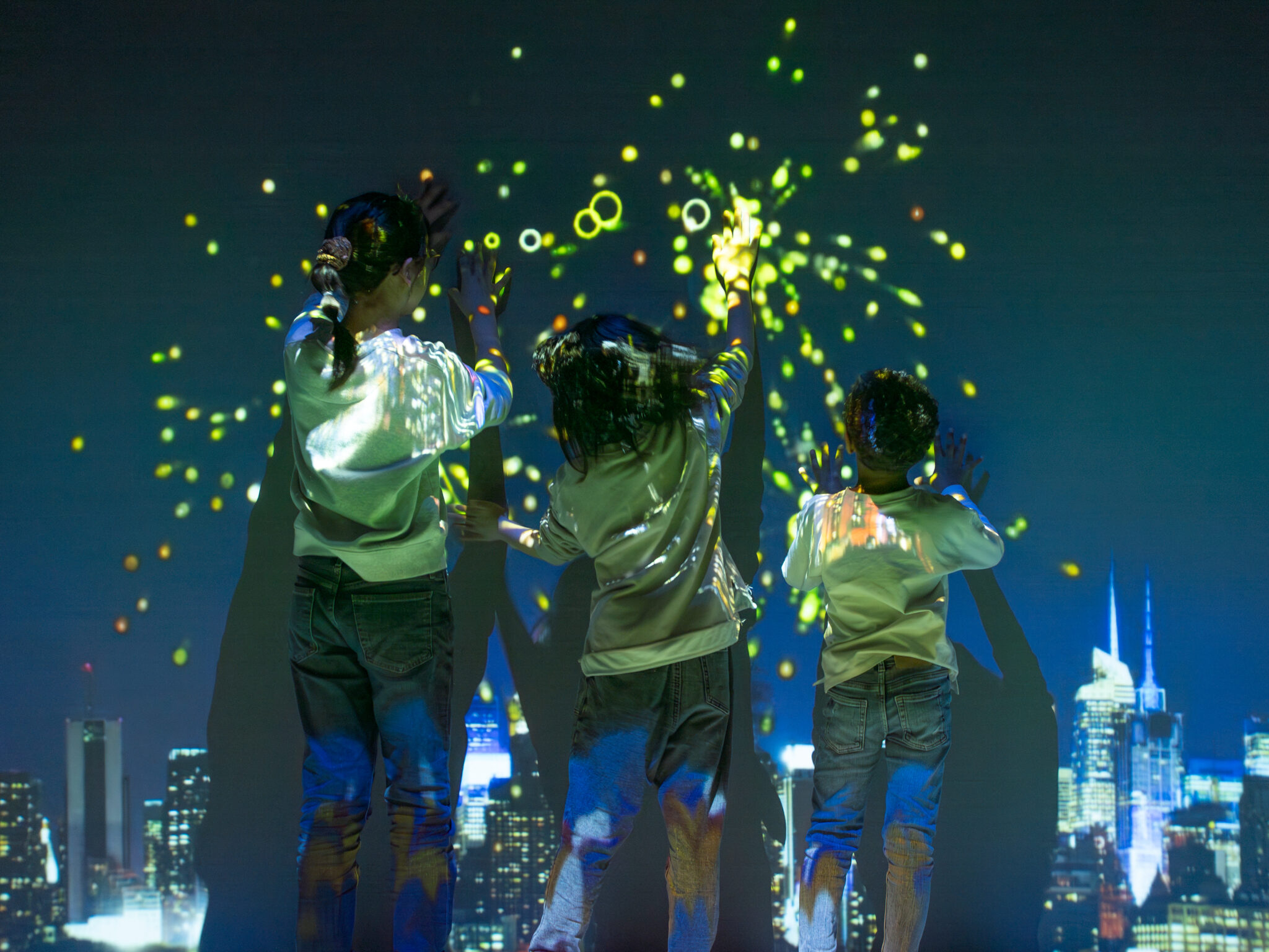 SnoezeLab.「みて・さわって・きいて—感じてあそぶスヌーズレン・ラボ」 - シビック・クリエイティブ・ベース東京 [CCBT]